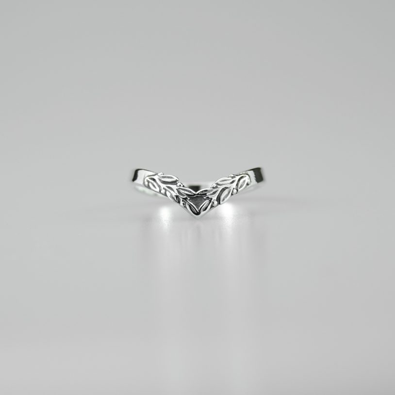Danu - Leafy Wishbone - Bohemian Jewellery - Bloody Mary Metal